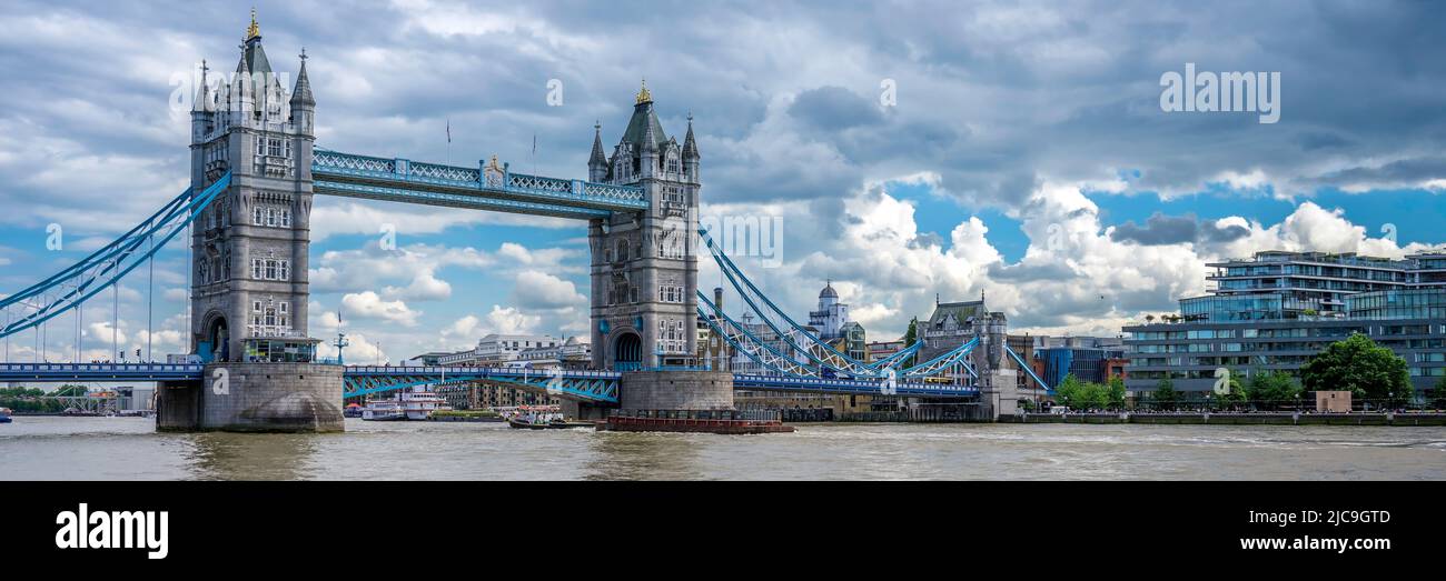 Tower bridge desktop hi-res stock photography and images - Alamy