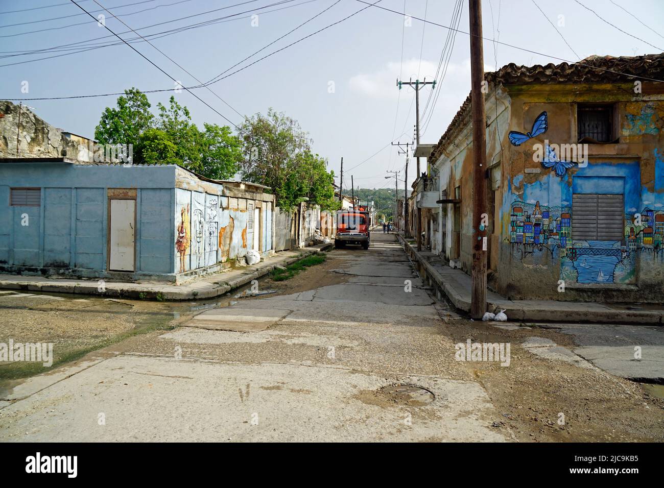 old run down houses in the streets of matanzas on cuba Stock Photo - Alamy
