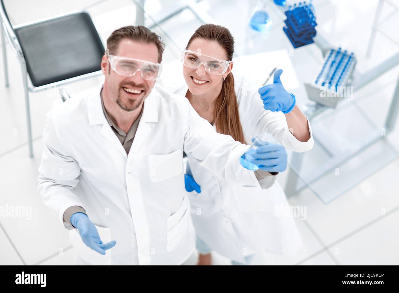Medical lab techs hi-res stock photography and images - Alamy