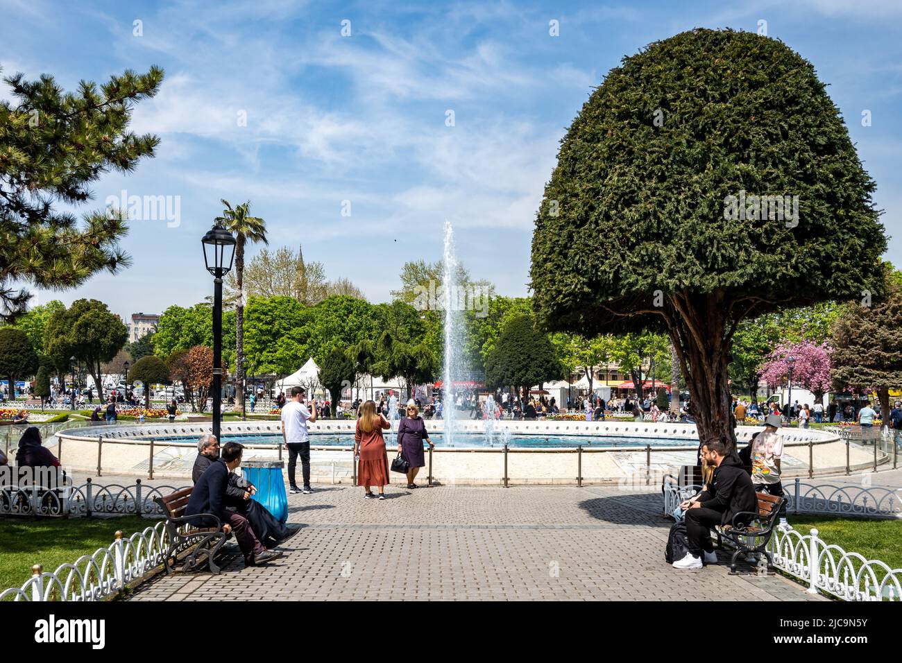 Sultanahmet park istanbul hi-res stock photography and images - Alamy