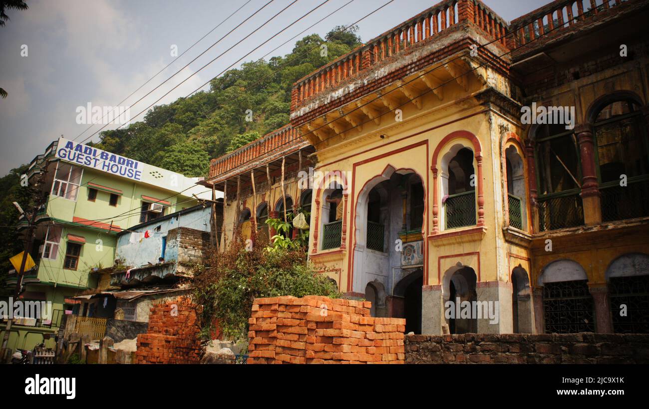 Ancient Indian city on the banks of the river Ganga Stock Photo - Alamy