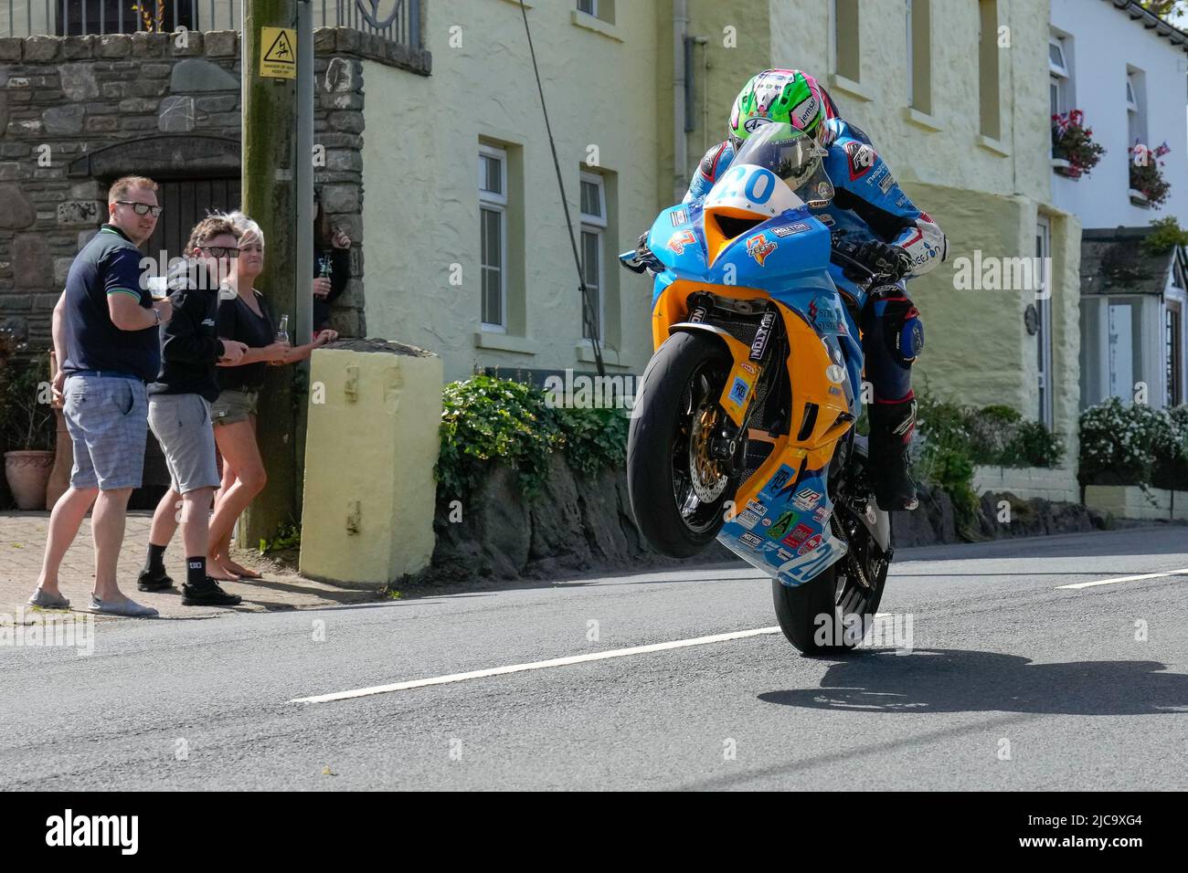 Douglas, Isle Of Man. 10th June, 2022. Craig Neve (600 Kawasaki ...