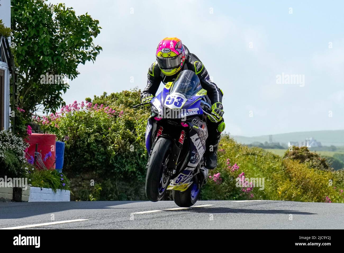 Douglas, Isle Of Man. 10th June, 2022. Jim Hodson (600 Yamaha ...