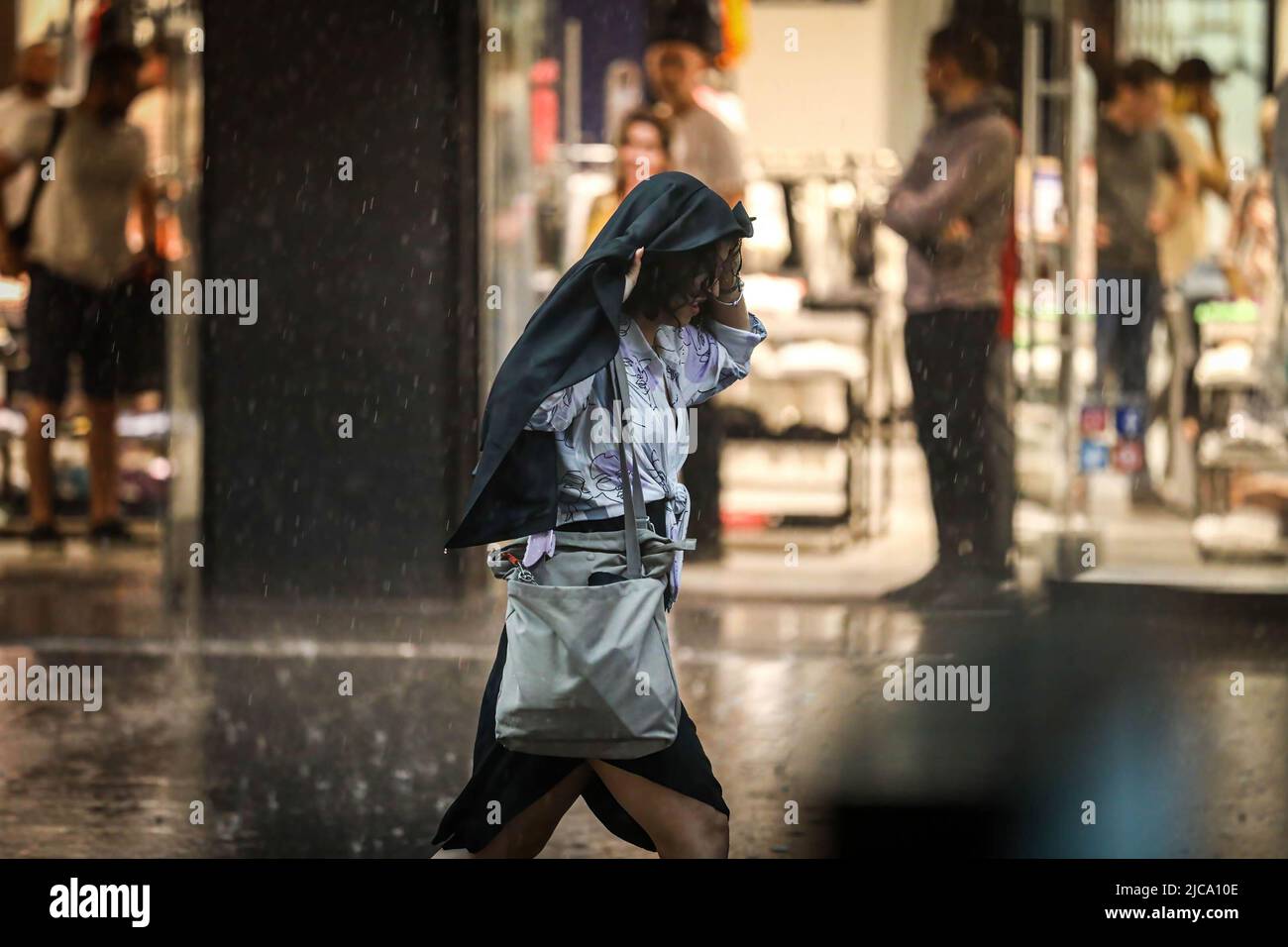 Woman from ankara hi-res stock photography and images - Alamy