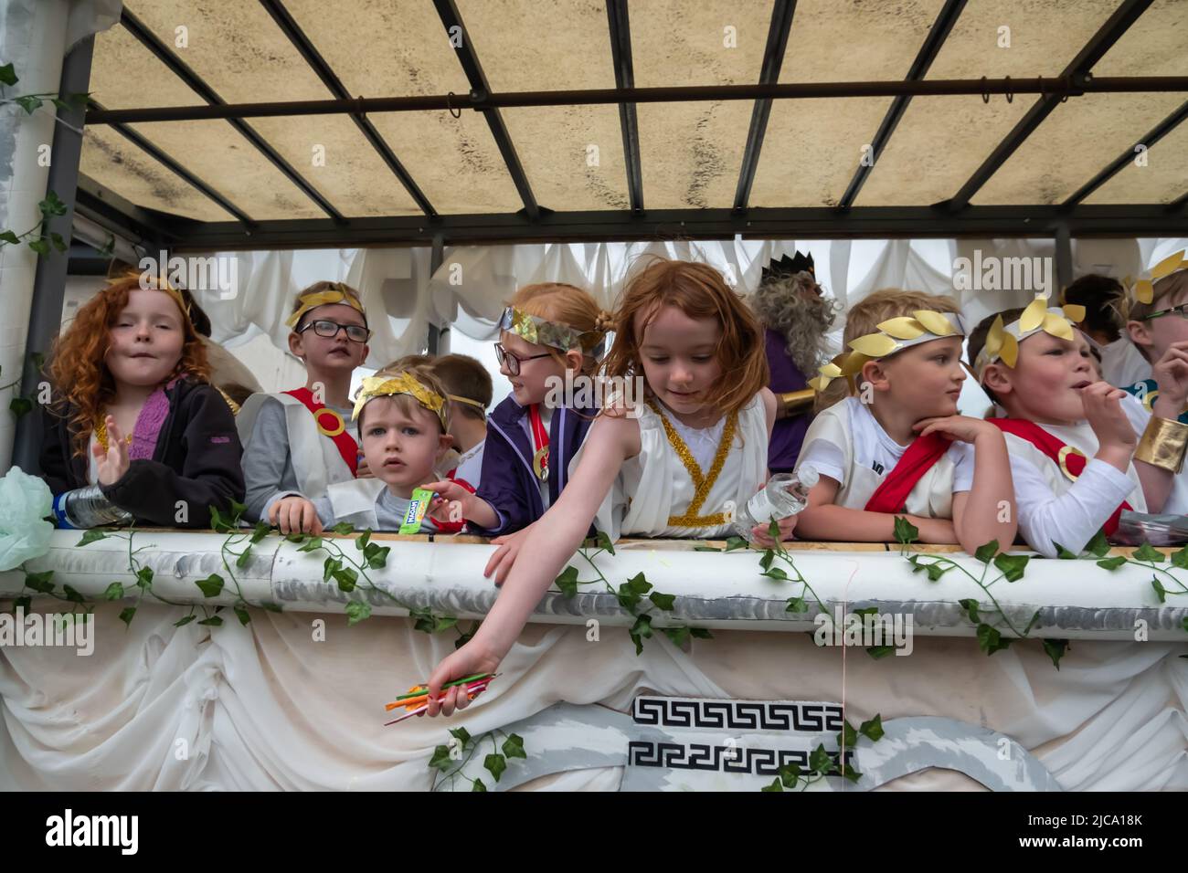 Strathaven, Scotland, UK. 11th June, 2022. Strathaven Gala makes a ...