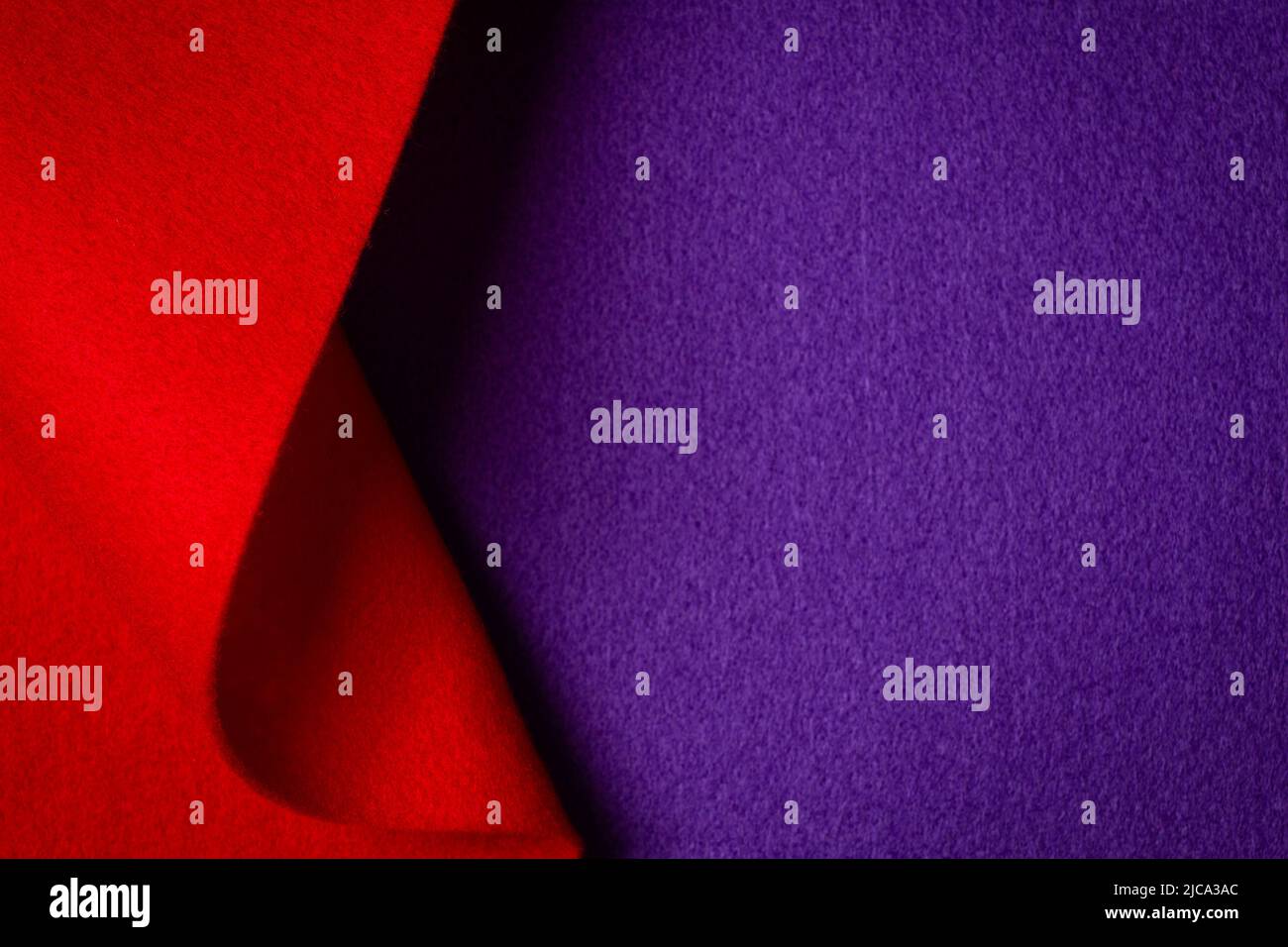 Purple velvet red texture hi-res stock photography and images - Alamy