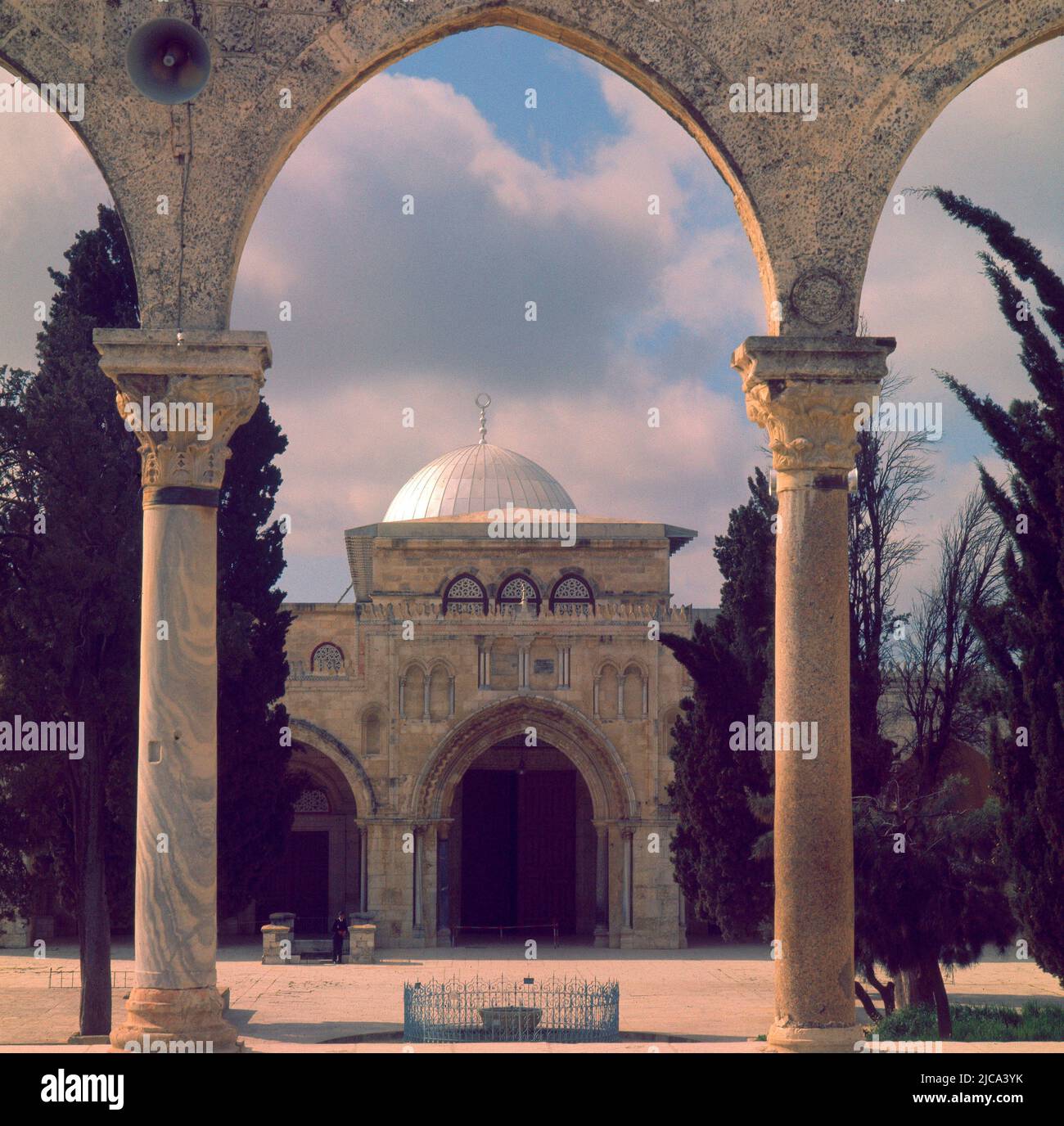 PATIO - FOTO AÑOS 60. Location: MEZQUITA DE LA ROCA / OMAR. JERUSALEM ...