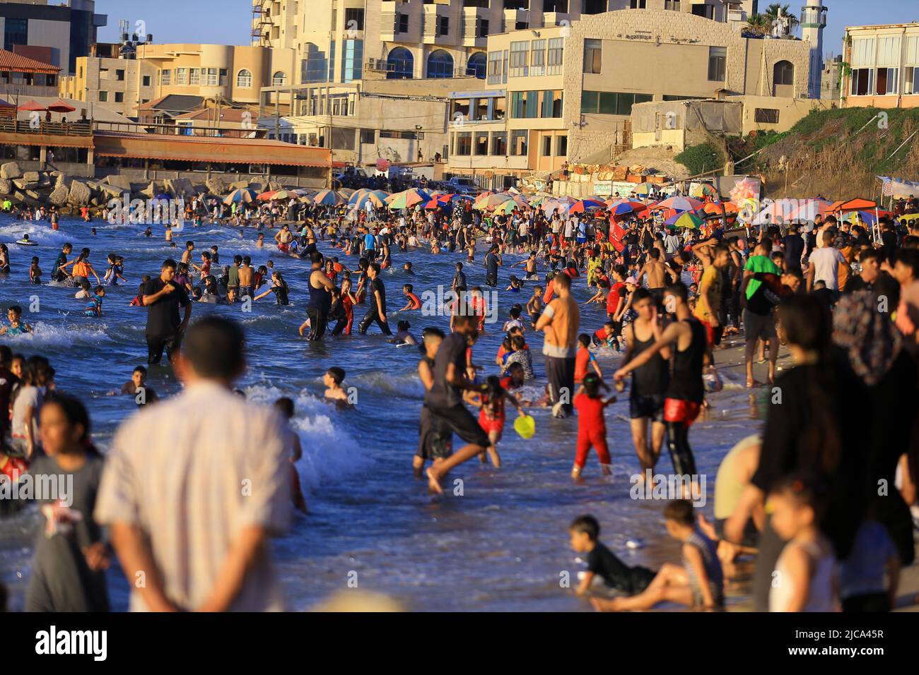 Gaza City. Palestine. 10th June 2022. Hundreds of Palestinian people ...