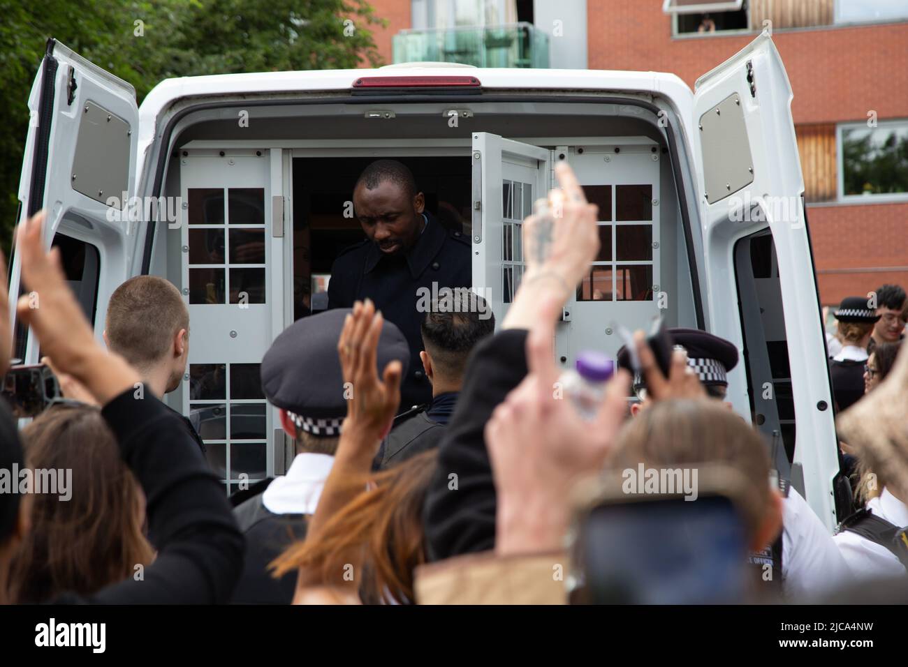 Angry crowds hi-res stock photography and images - Alamy