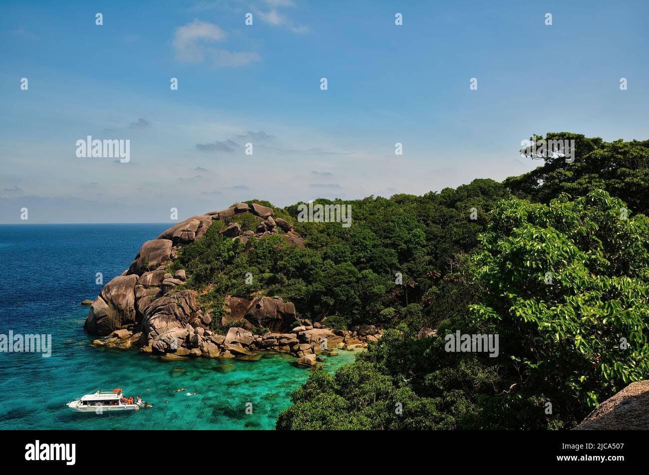 The famous beaches, quiet bays and tropical forests make Phuket the ...