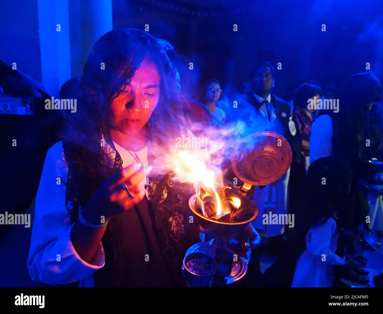 As every year at Easter, wrapped in vapors of incense and blue light ...