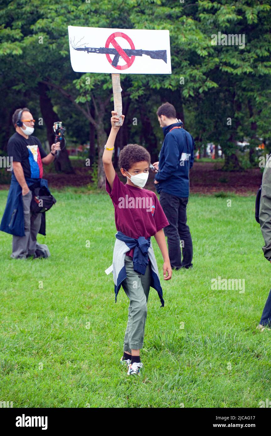 Anti gun sign hi-res stock photography and images - Alamy