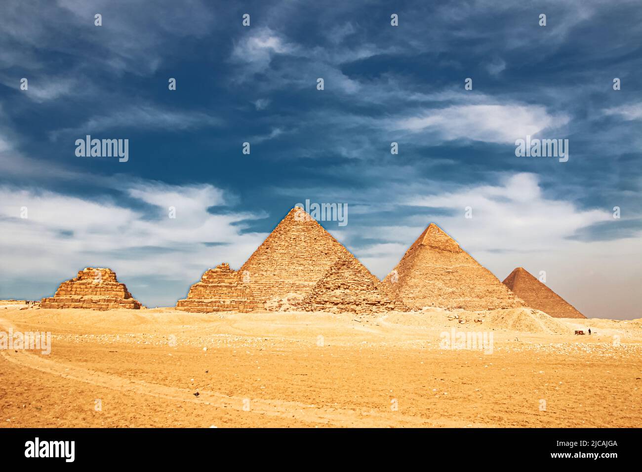 Great sphinx of giza painted hi-res stock photography and images - Alamy