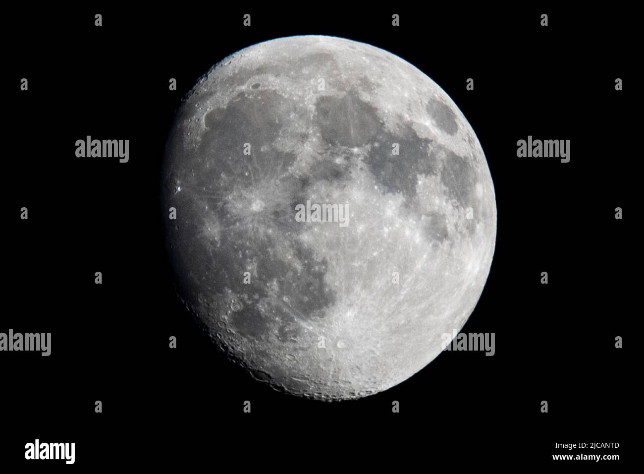 London, UK. 11 June 2022. UK Weather : A 90% waxing gibbous moon is ...