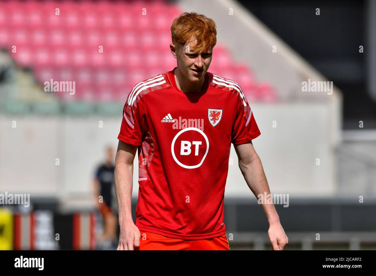 Oliver hammond wales hi-res stock photography and images - Alamy