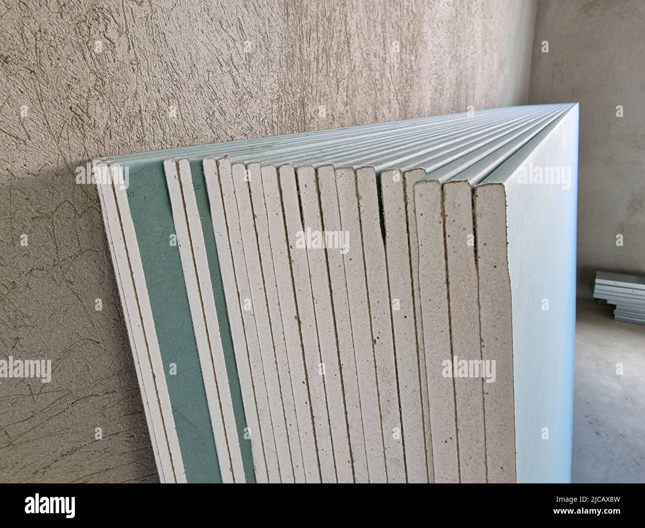 Sheetrock drywall stacked hi-res stock photography and images - Alamy