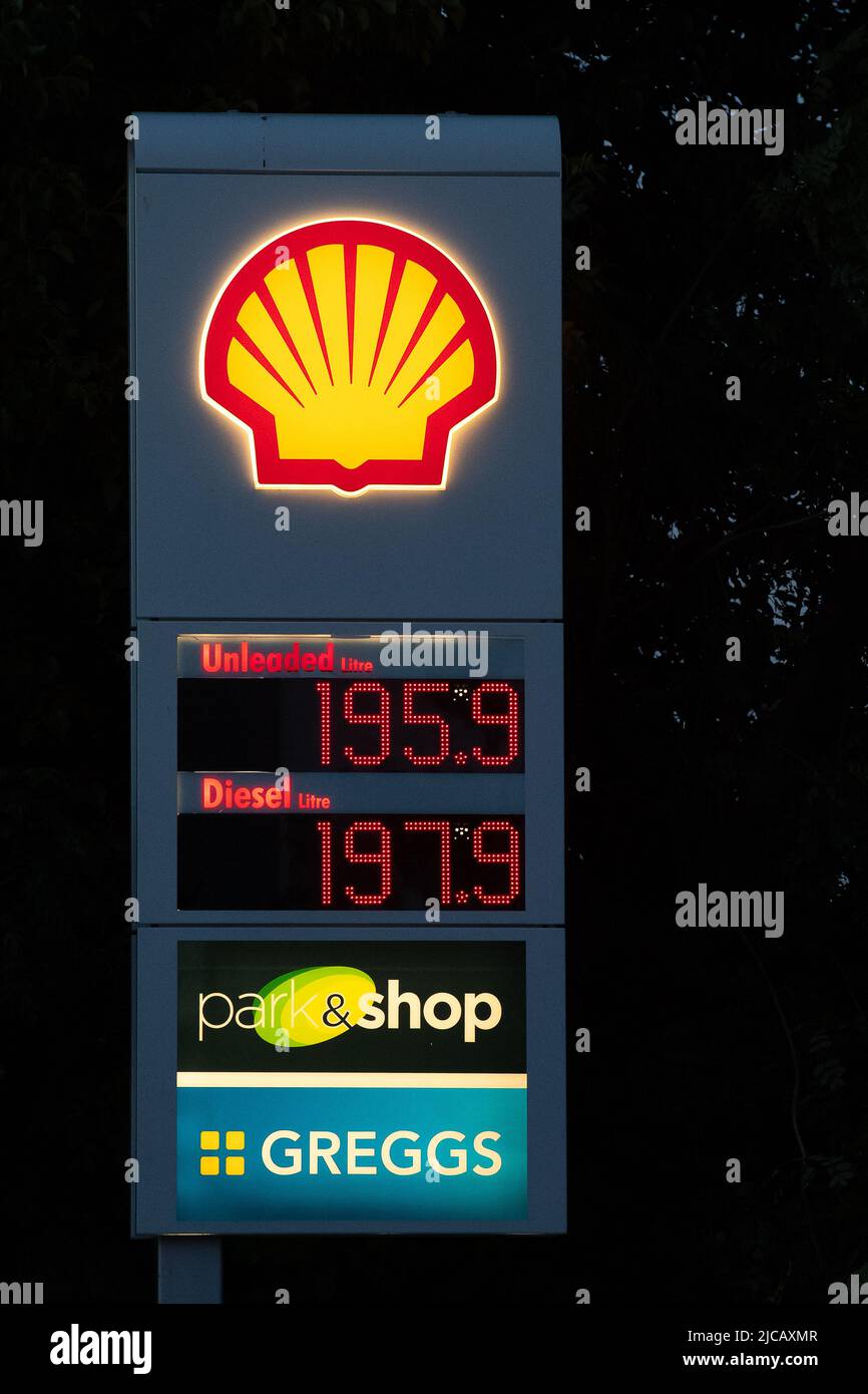 Cost of litre hi-res stock photography and images - Alamy