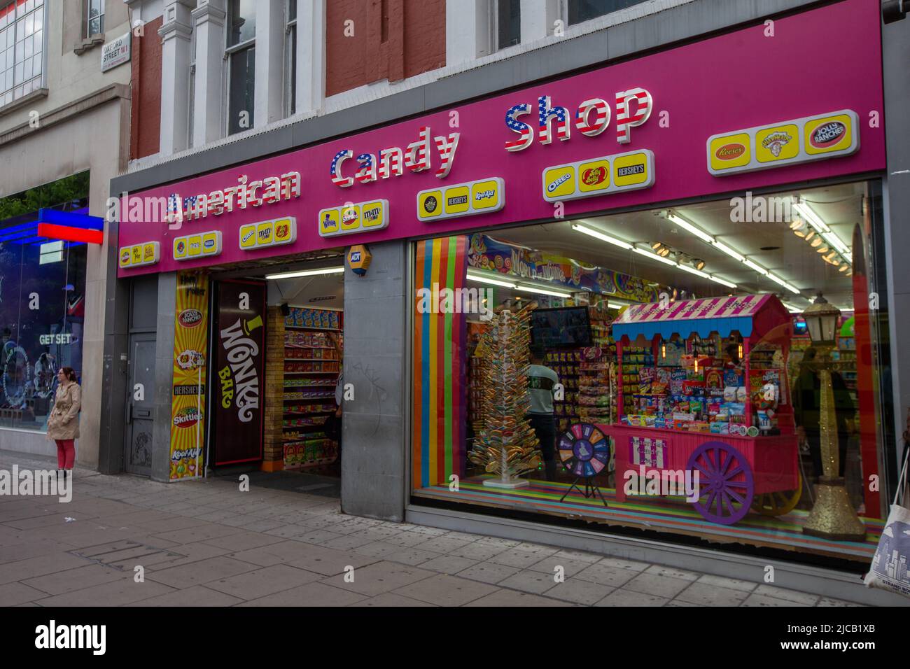 American candy shops oxford street london hi-res stock photography and ...