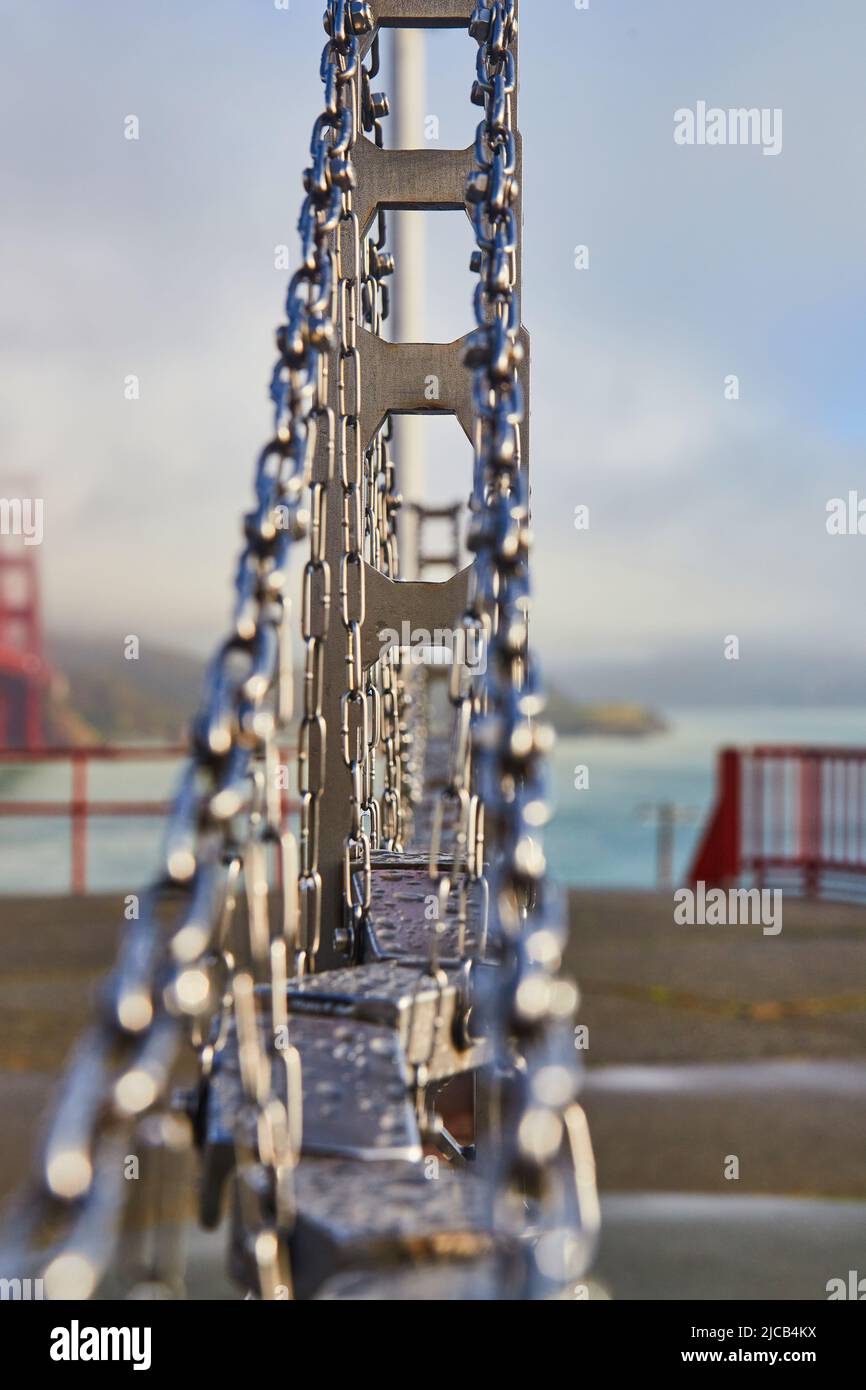 Miniature Golden Gate Bridge showing how it is built next to real thing ...