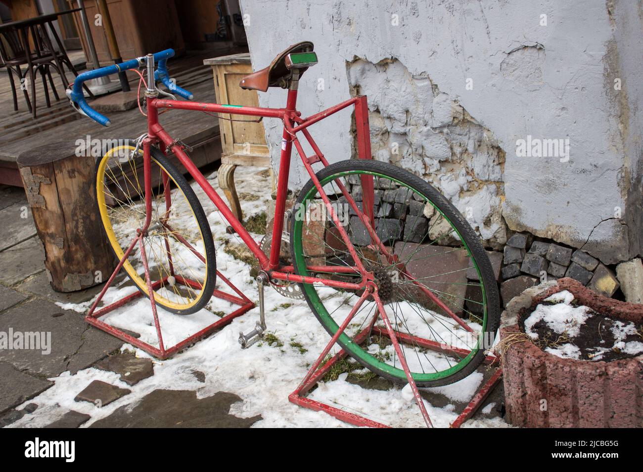 Bicycle parked in winter scene : retro filtered Stock Photo - Alamy
