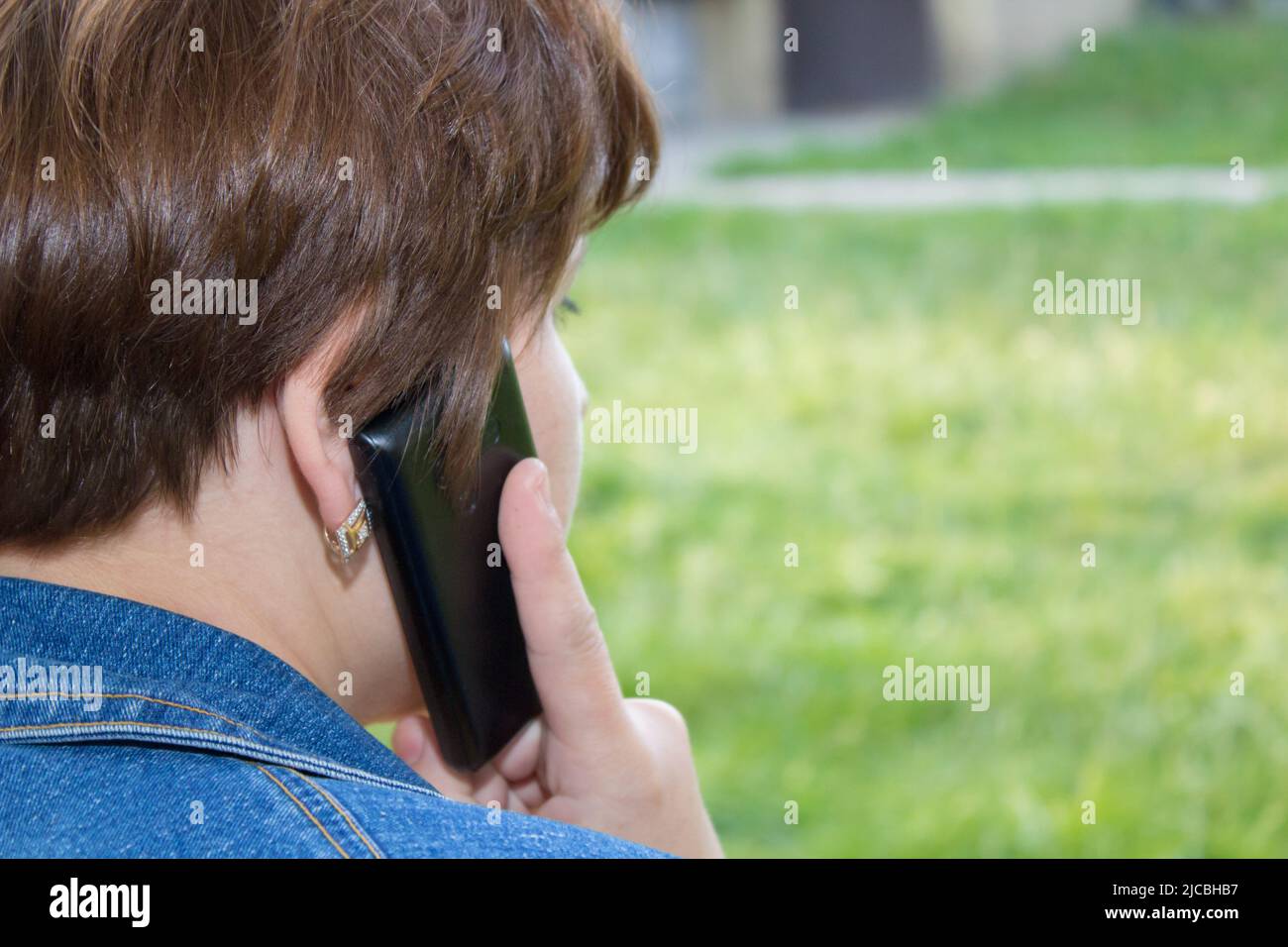 Talking ear hi-res stock photography and images - Alamy