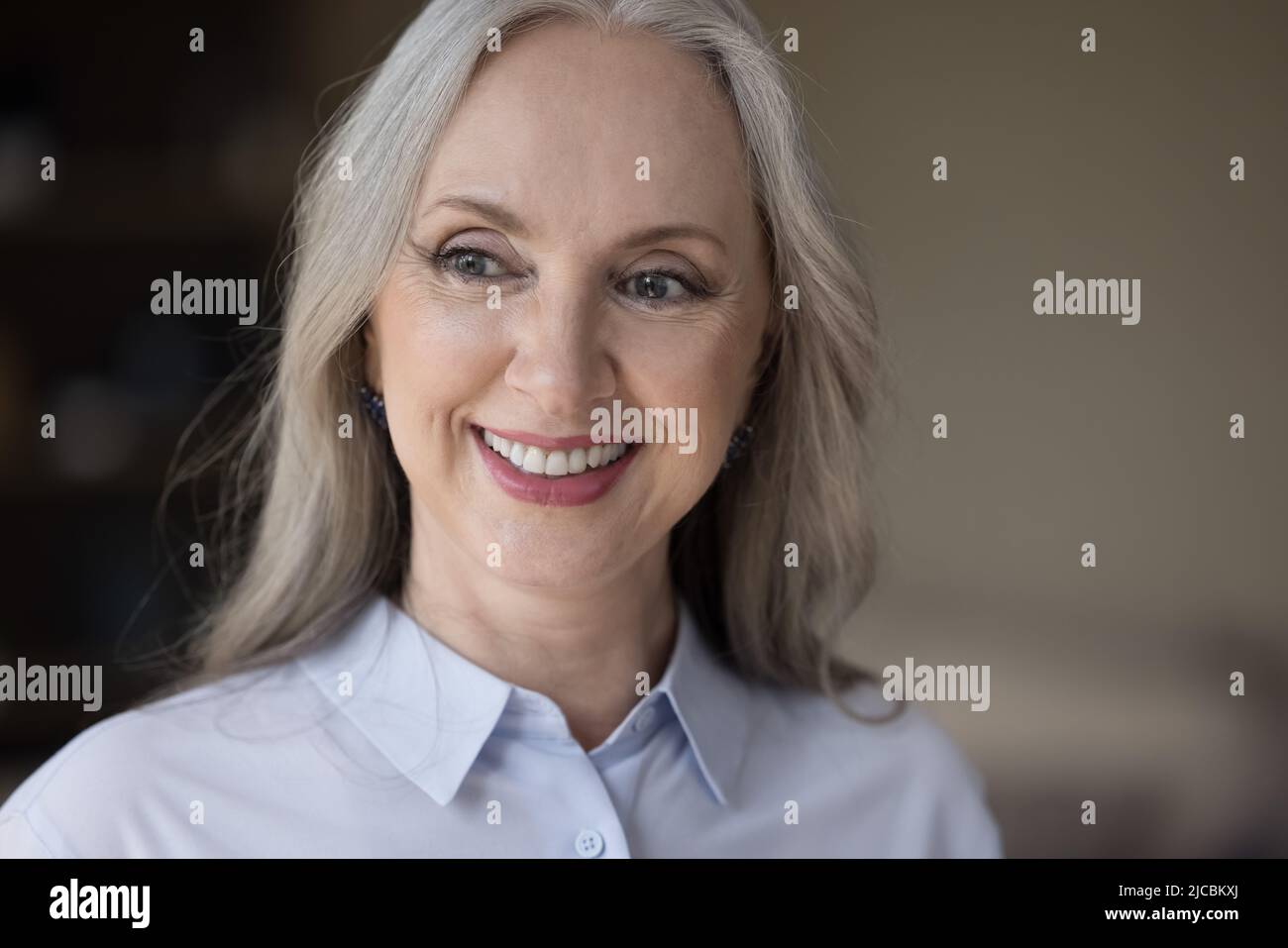 Confidence middle aged hi-res stock photography and images - Alamy