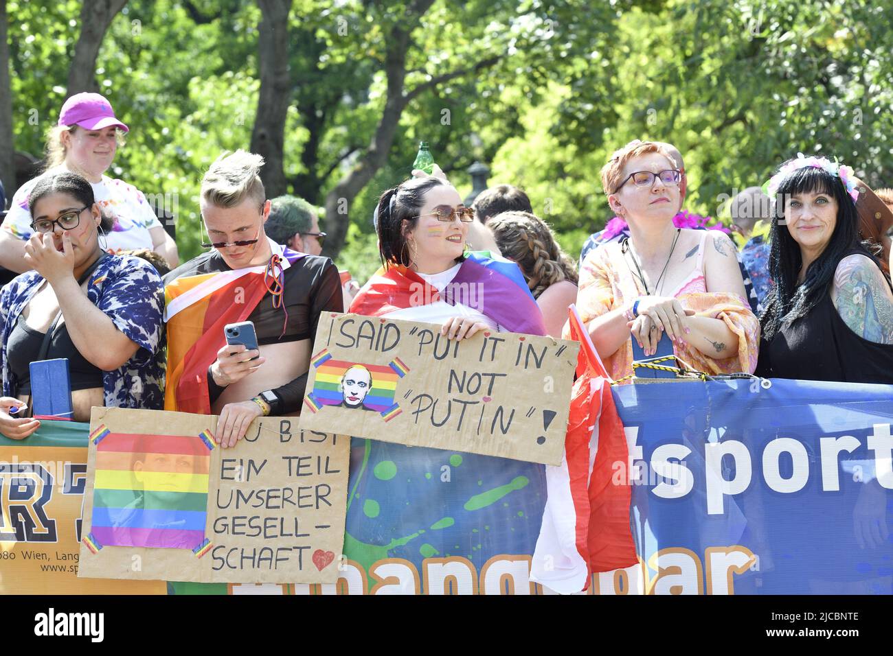 Vienna, Austria, 11th Jun, 2022. 26th Rainbow Parade over the Wiener ...
