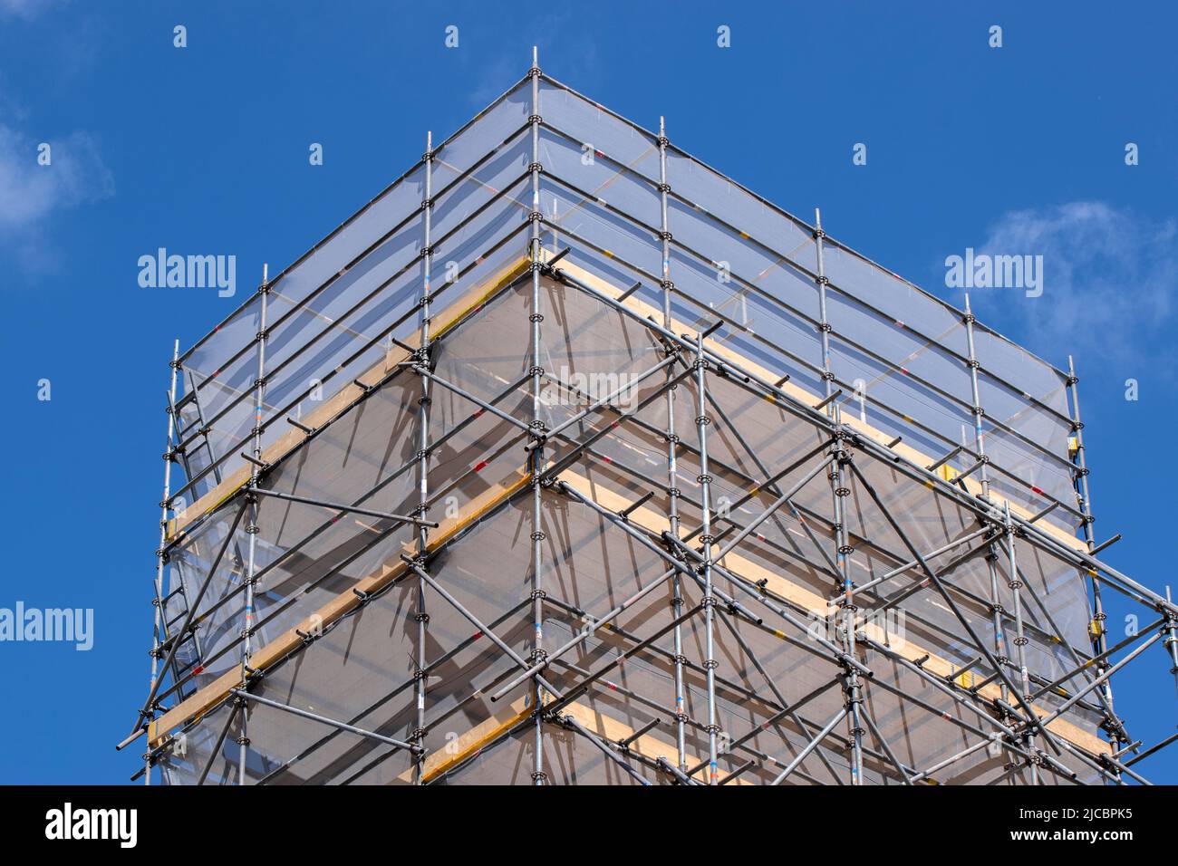 Scaffolds At The Remembrance Of The Dead Statue At Amsterdam The ...