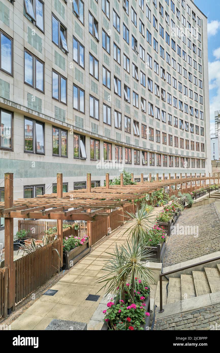 Luxury flats , Whitehouse apartments, London, England Stock Photo - Alamy