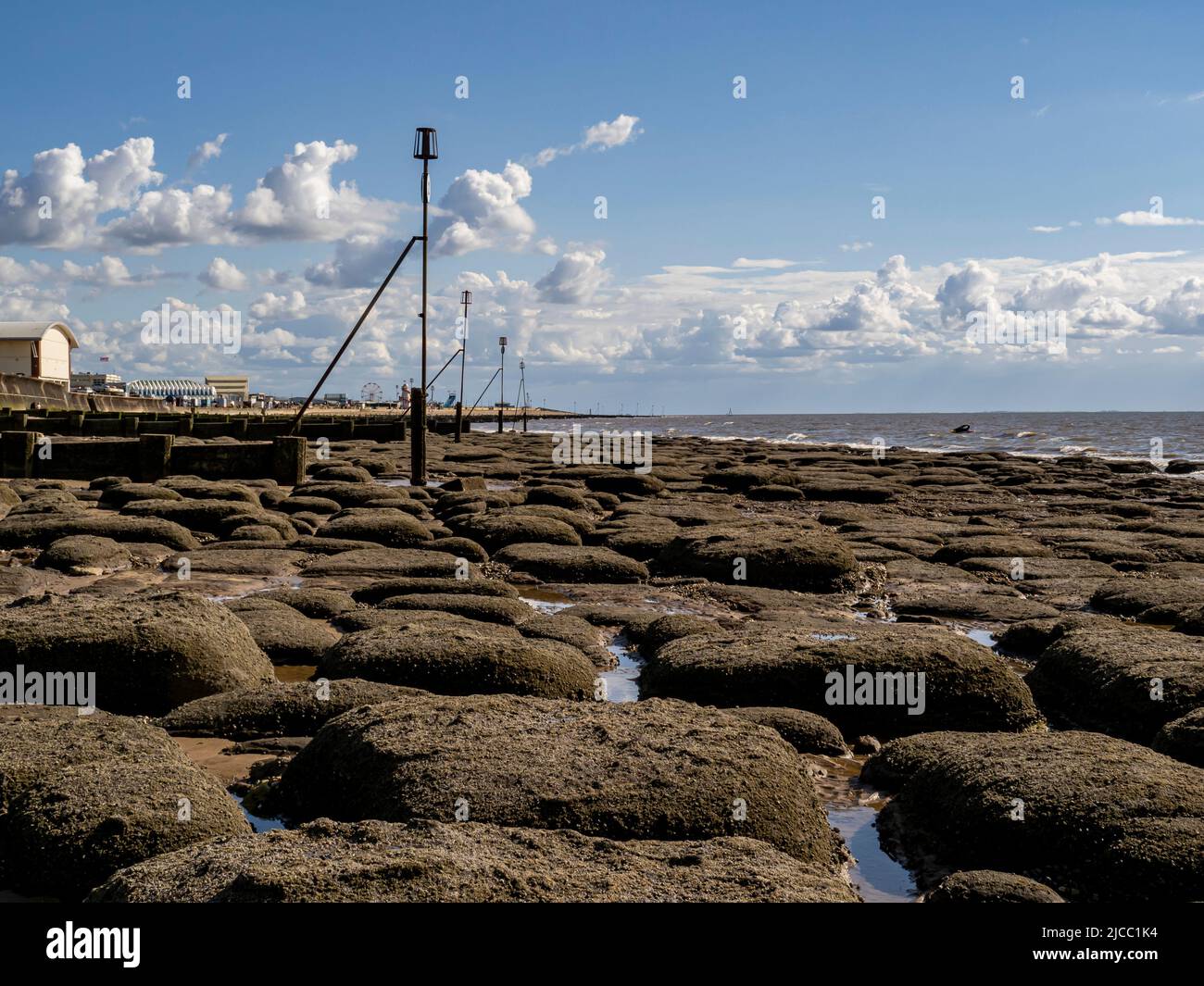 Hunstanton beach and rocks. Hunstanton, Norfolk, England Stock Photo ...