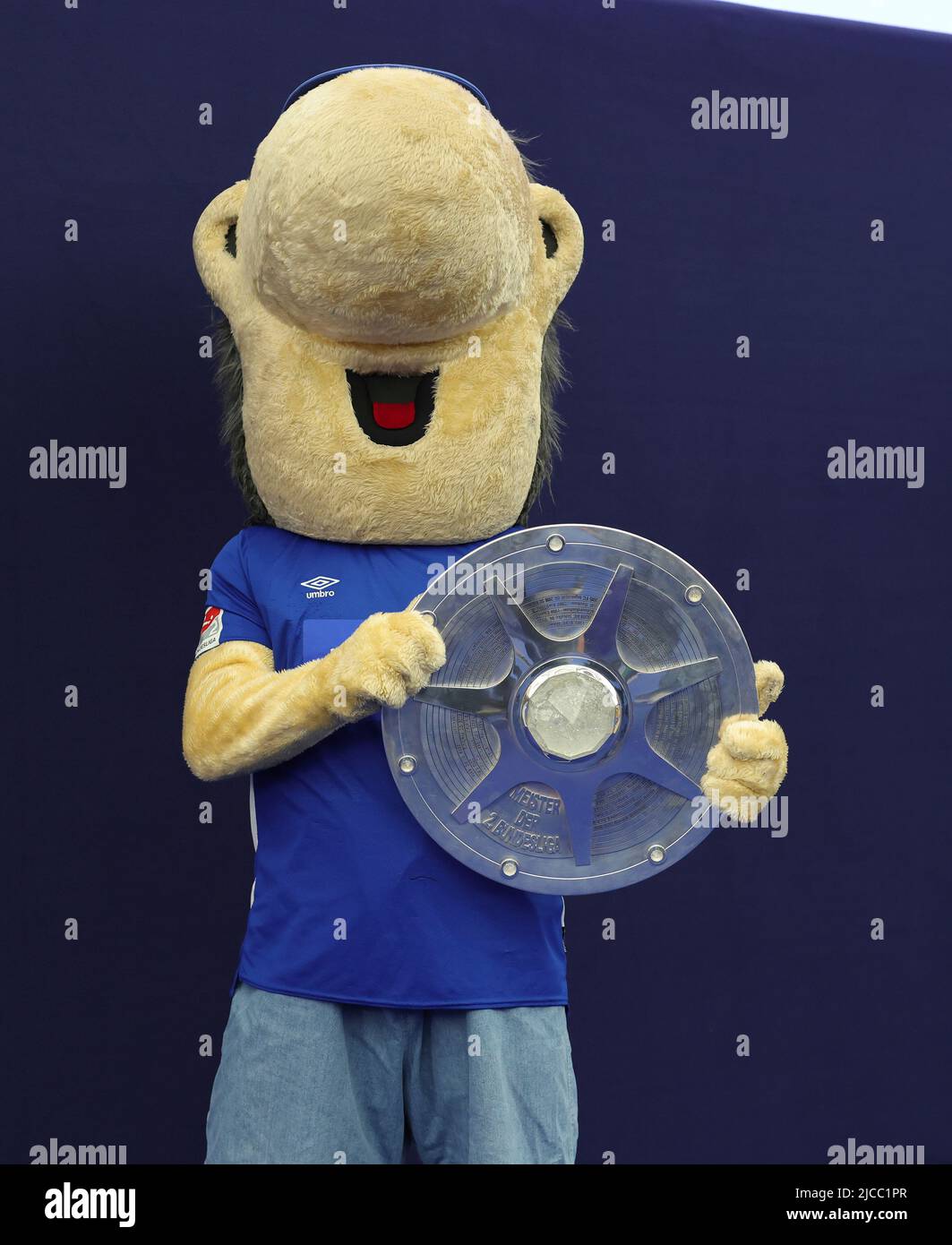 Mascot of schalke 04 hi-res stock photography and images - Alamy
