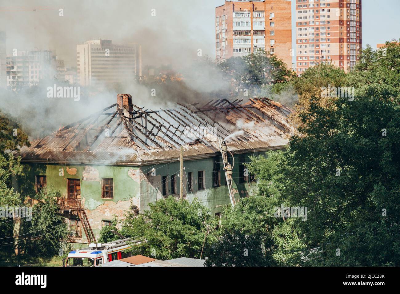 Man fire extinguisher on hi-res stock photography and images - Alamy
