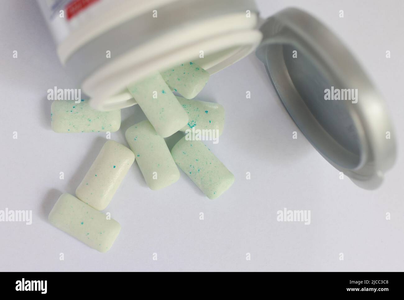 Extra white sweet mint chewing gum from the brand Wrigleys from Mars ...