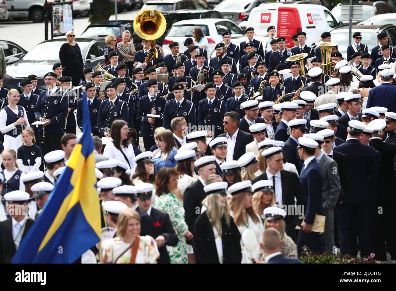 Happy students during Friday's graduation (In Swedish: Studenten) in ...