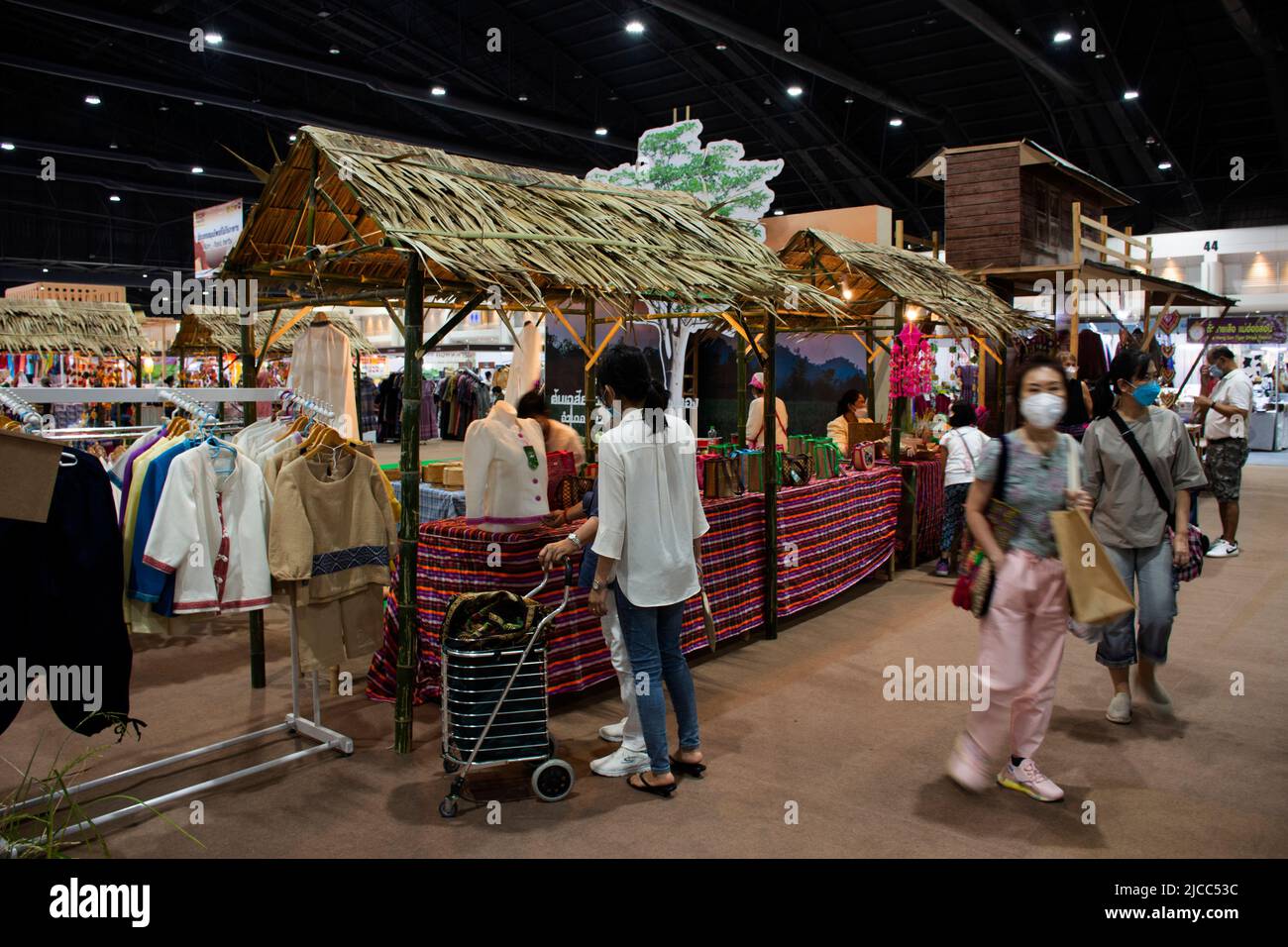 Thai people and foreign traveler travel visit and walking shopping ...