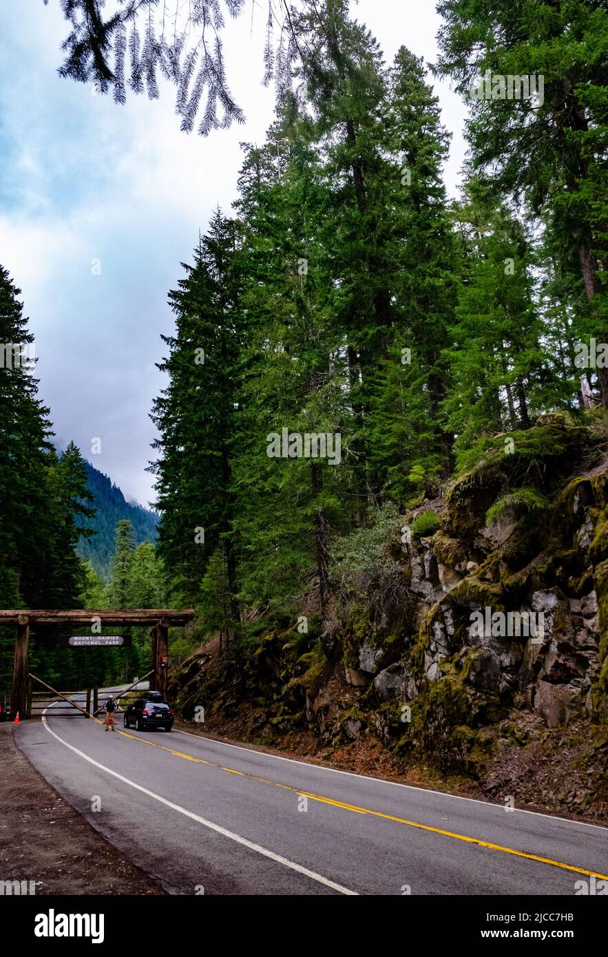 Entrance mount rainier national park hi-res stock photography and ...