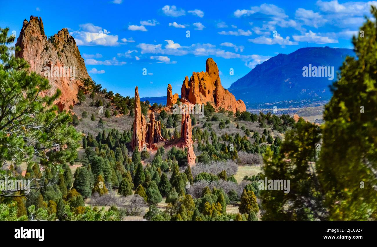 Eroded red-sandstone formations. Garden of the Gods, Colorado Springs ...