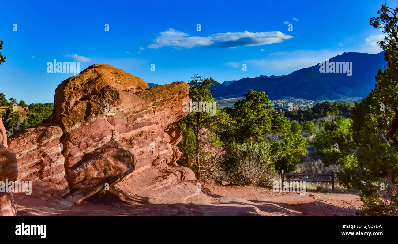 Eroded red-sandstone formations. Garden of the Gods, Colorado Springs ...