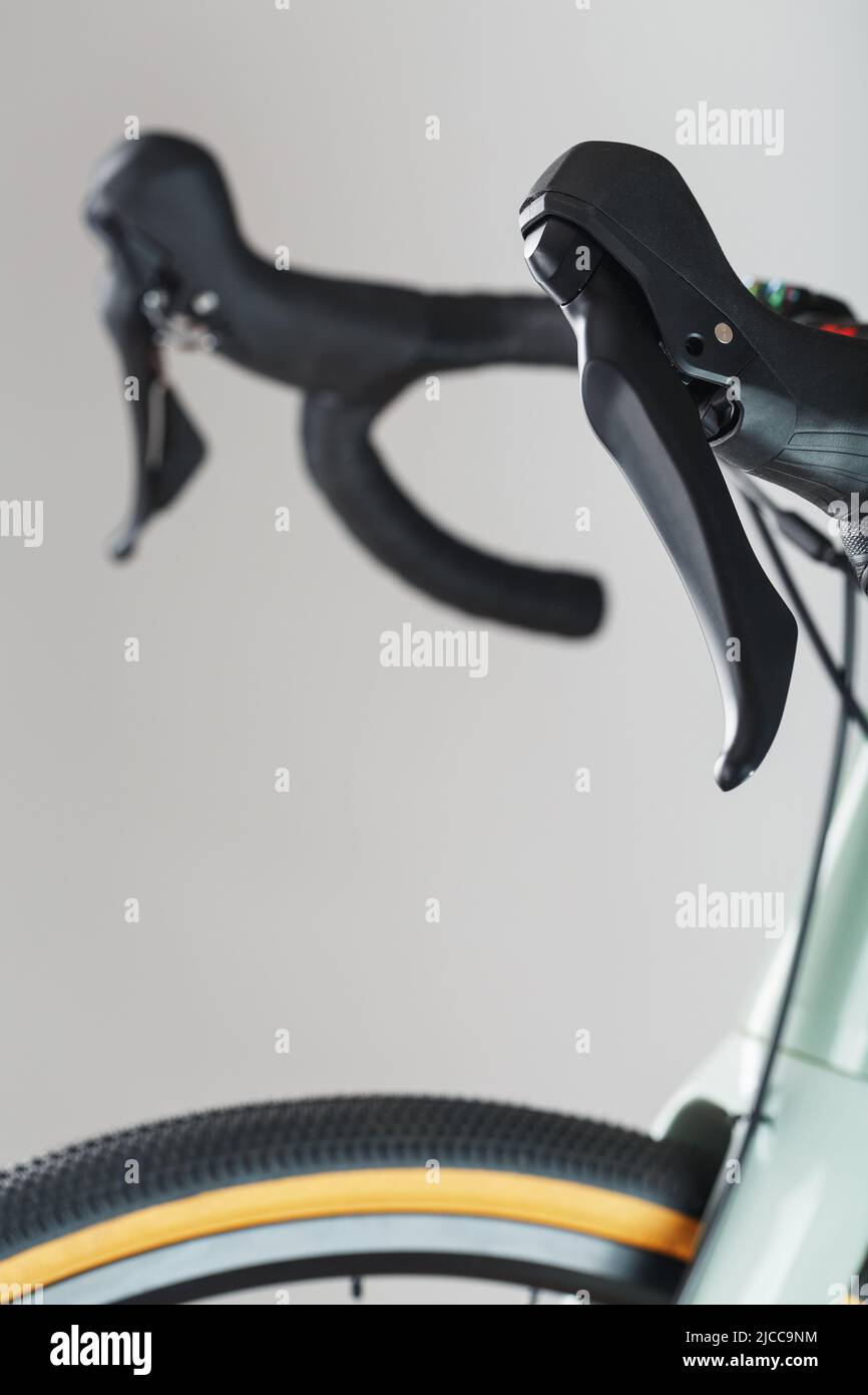 Highway Handlebar with Manettes and Shifter Brake Handle for Bicycle ...