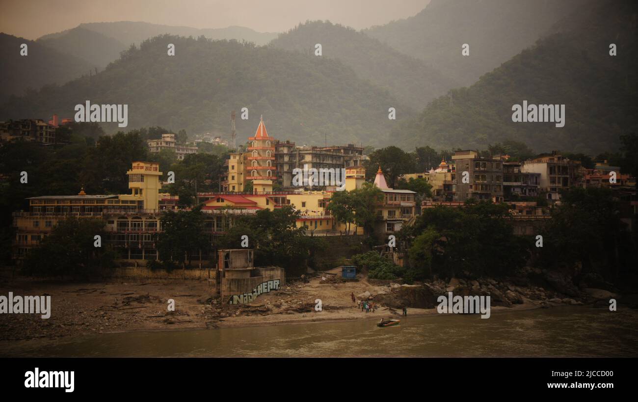 Ancient Indian city on the banks of the river Ganga Stock Photo - Alamy