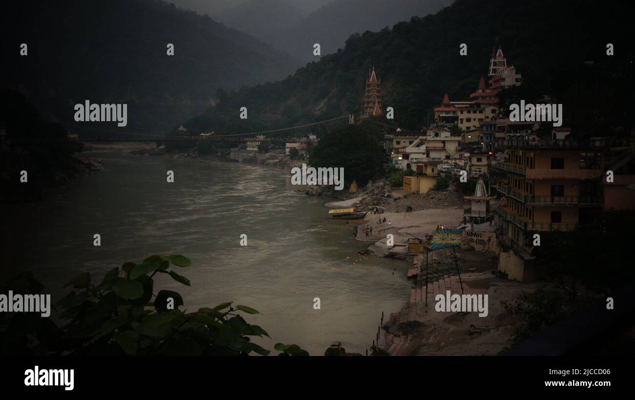 Ancient Indian city on the banks of the river Ganga Stock Photo - Alamy