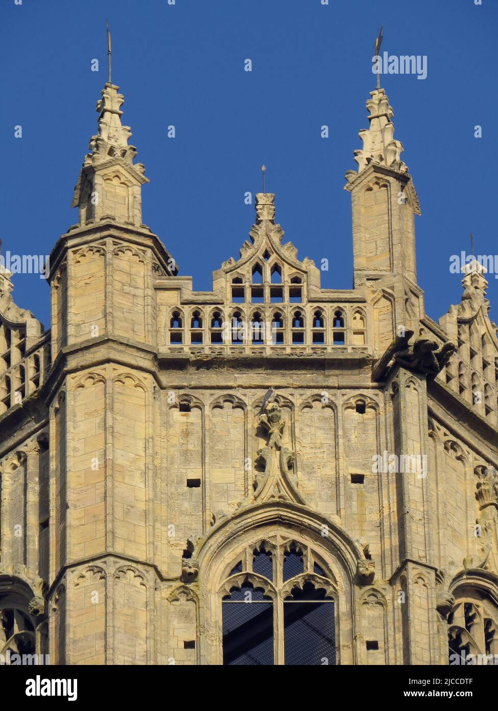 Tele close-up of the stump tower at the very top showing the ...