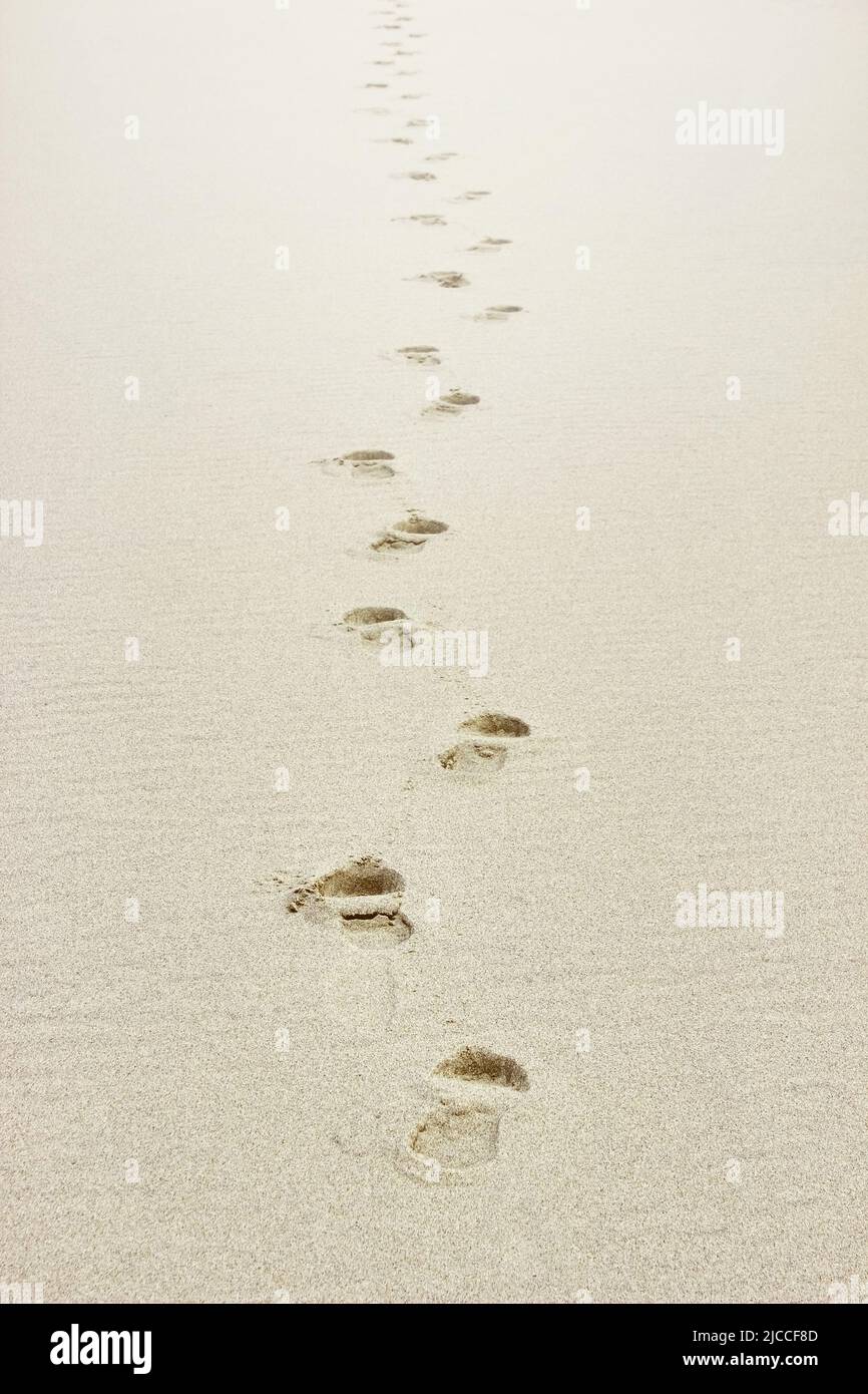 Go footprints hi-res stock photography and images - Alamy
