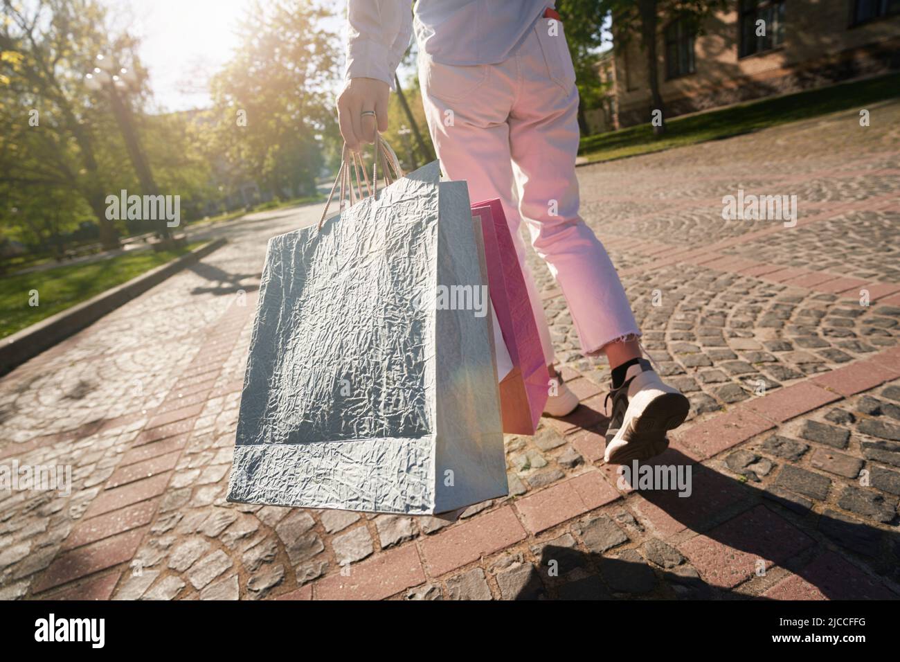 Paper bag head street hi-res stock photography and images - Alamy