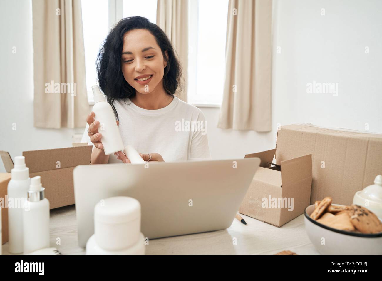 Employee seated home office hi-res stock photography and images - Alamy