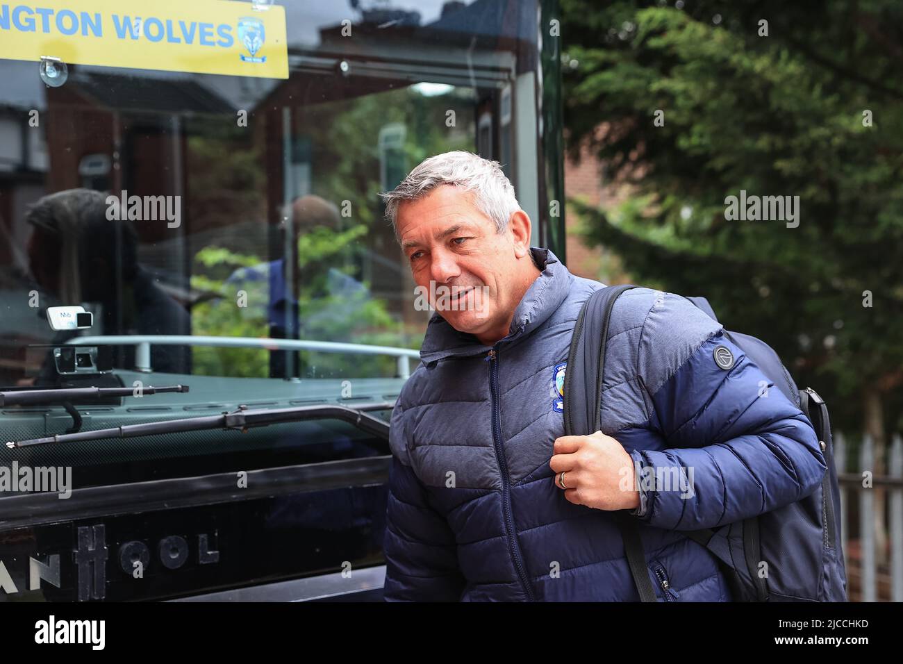 Daryl Powell Head Coach of Warrington Wolves arrives at The Be Well ...