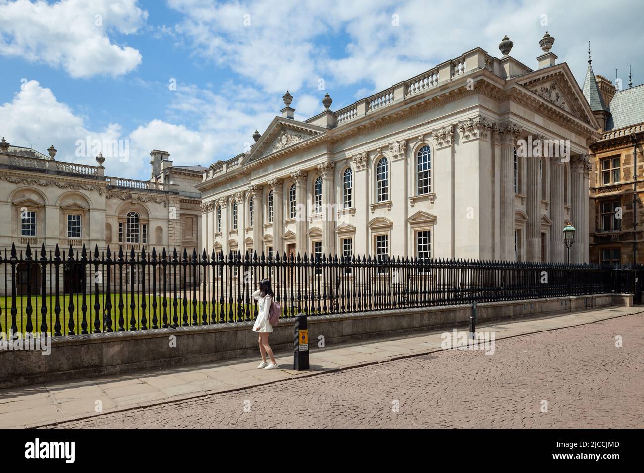Spring afternoon at the Senate House in Cambridge city centre, England ...