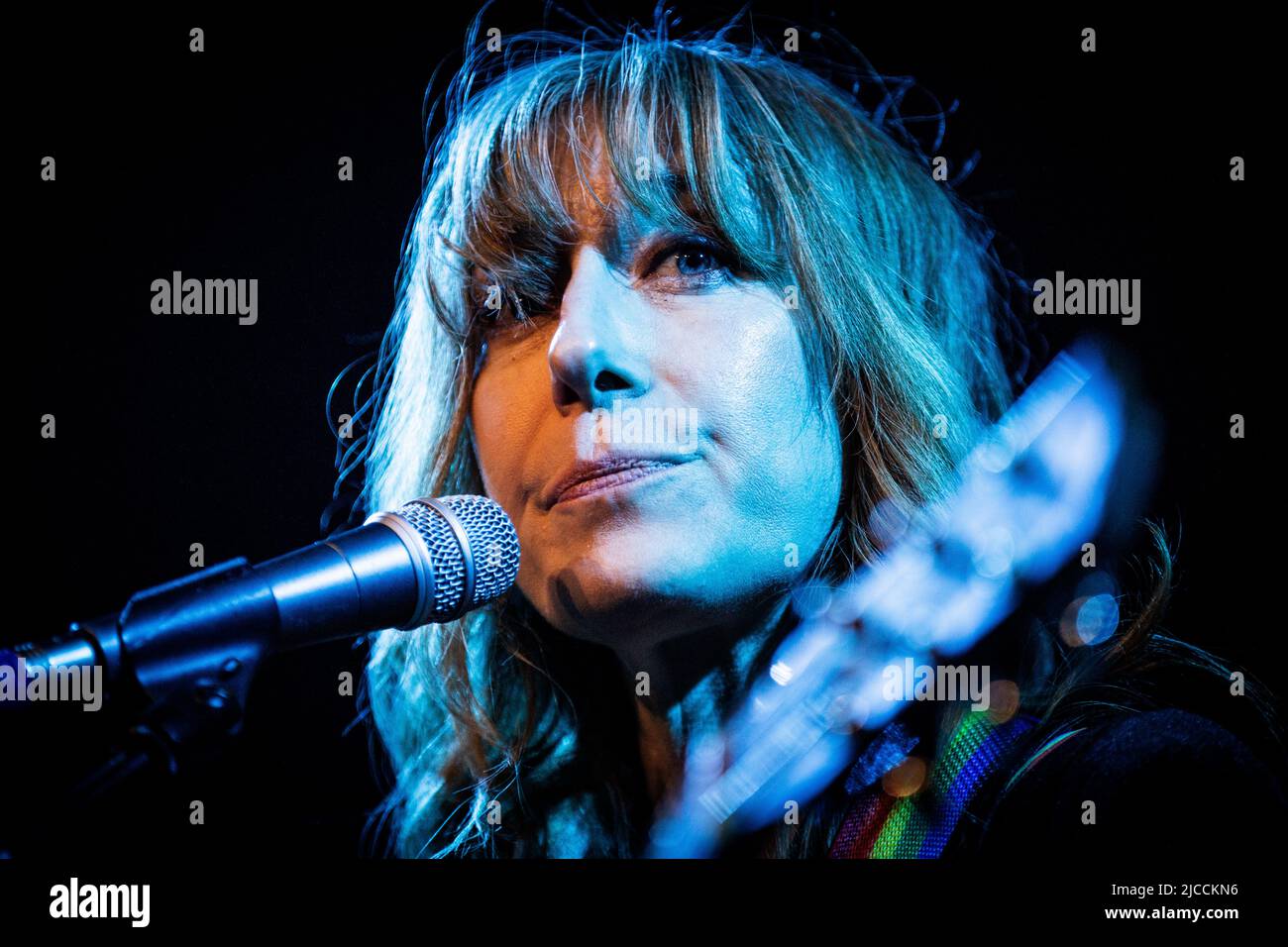 Heartless hi-res stock photography and images - Alamy