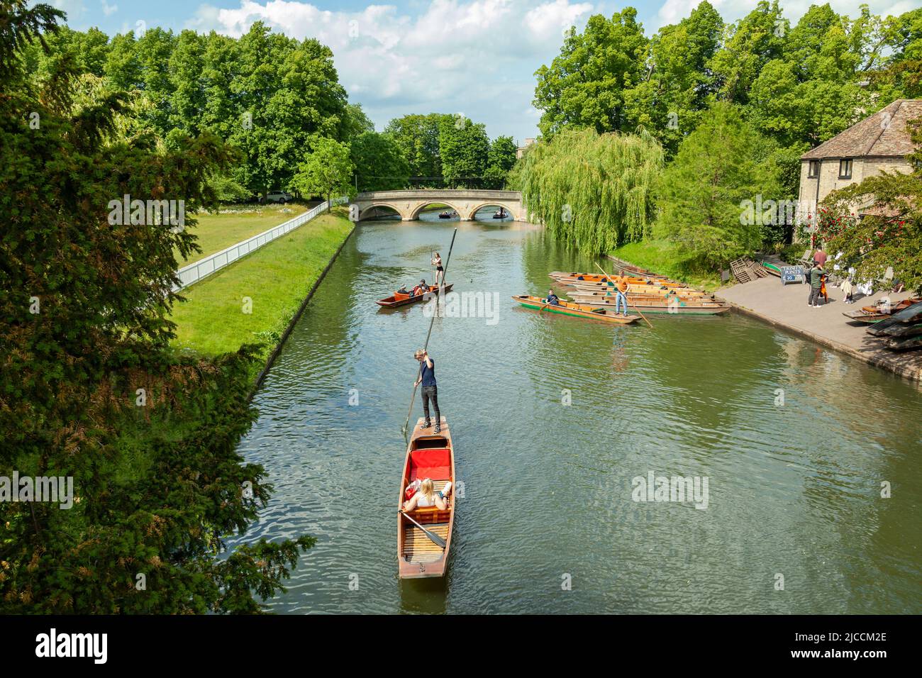 Spring afternoon on river Cam in Cambridge, England Stock Photo - Alamy