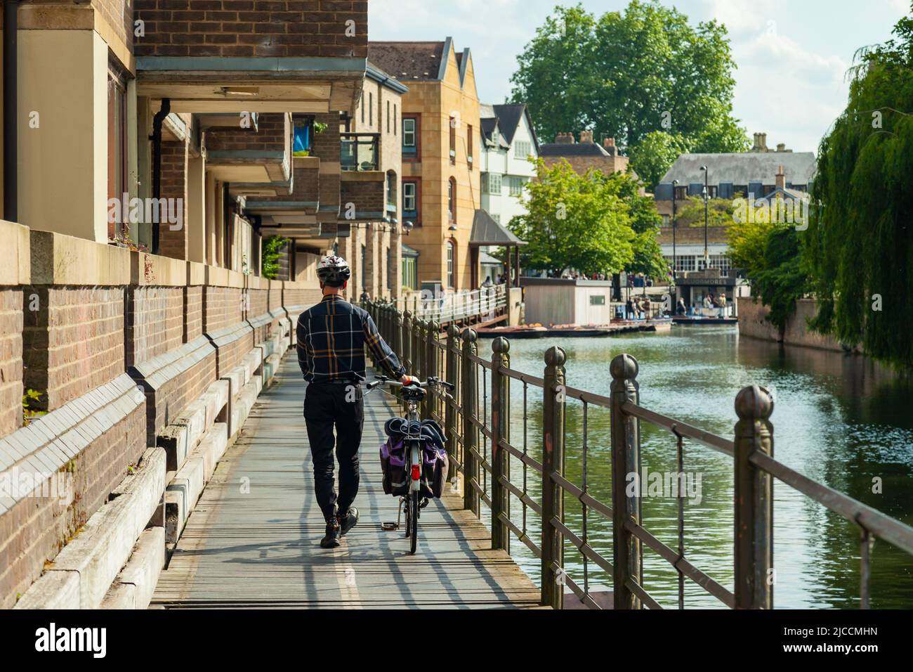 Spring afternoon on the riverside in Cambridge, England Stock Photo - Alamy